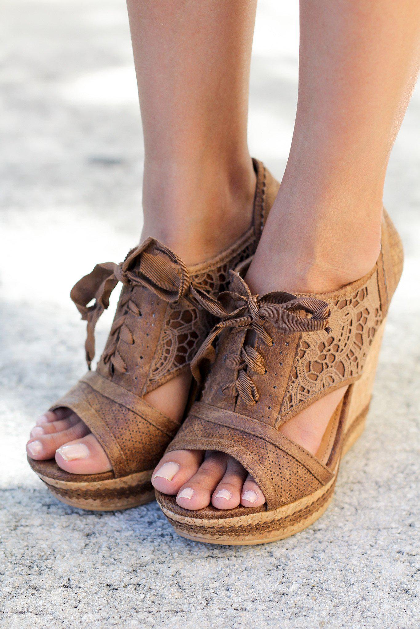 Addilyn Tan Wedges | Cute Wedges | Online Boutiques – Saved by the Dress