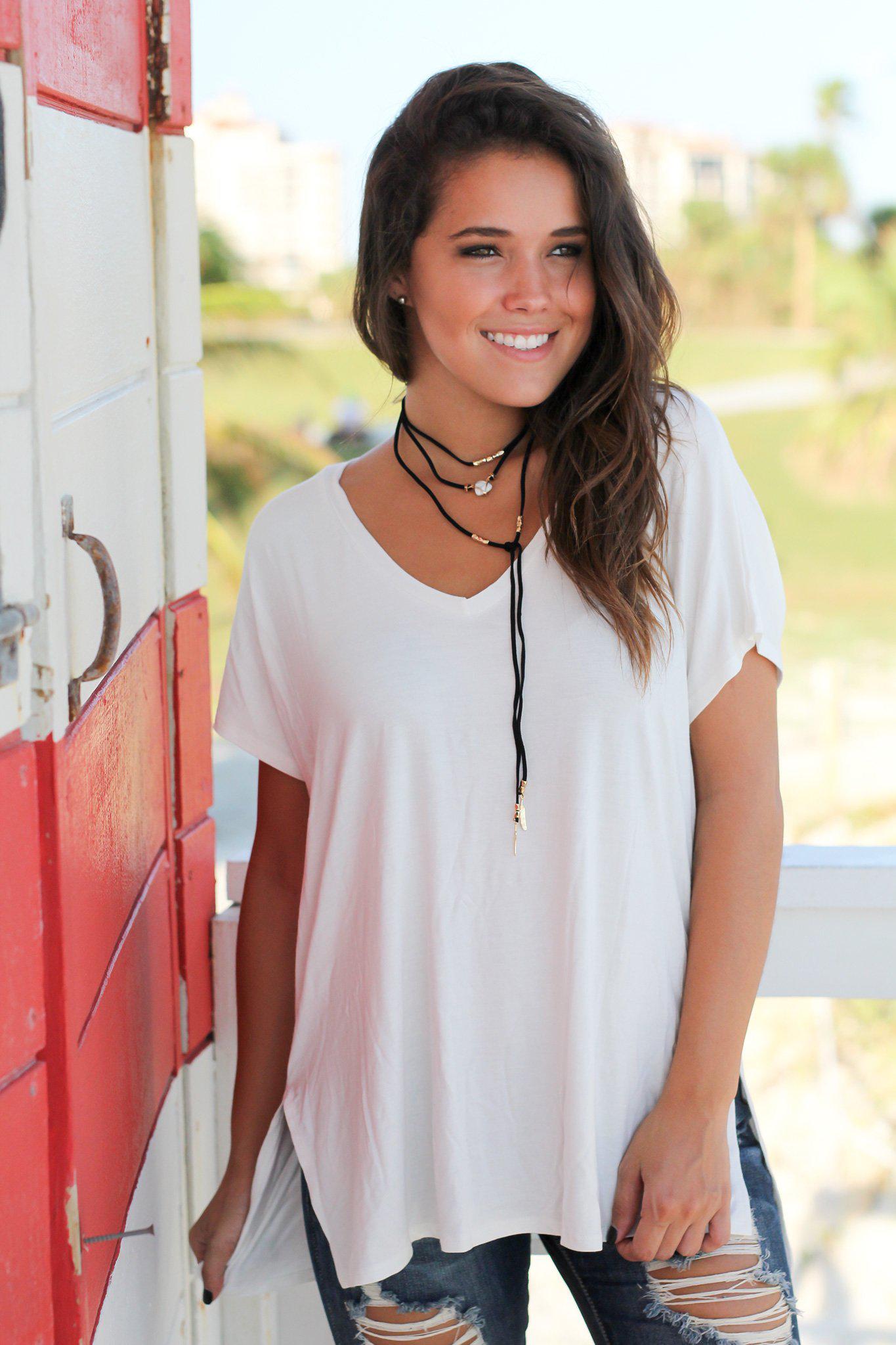 Ivory Short Sleeve V-Neck Top | Online Boutiques – Saved by the Dress