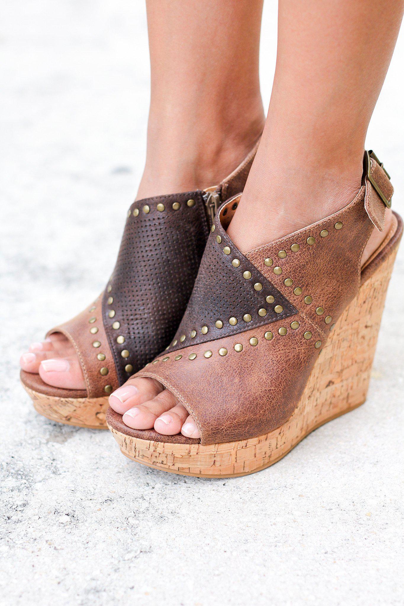 Sinni Tan Wedges | Cute Wedges | Online Boutiques – Saved by the Dress